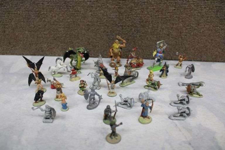 Miniature Metal Painted Figures - Auction Ohio