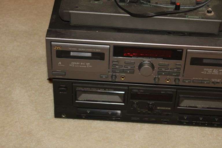 Stereo Components & Vintage Records - Auction Ohio