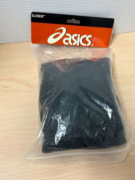 Asics Knee Pads - Auction Ohio