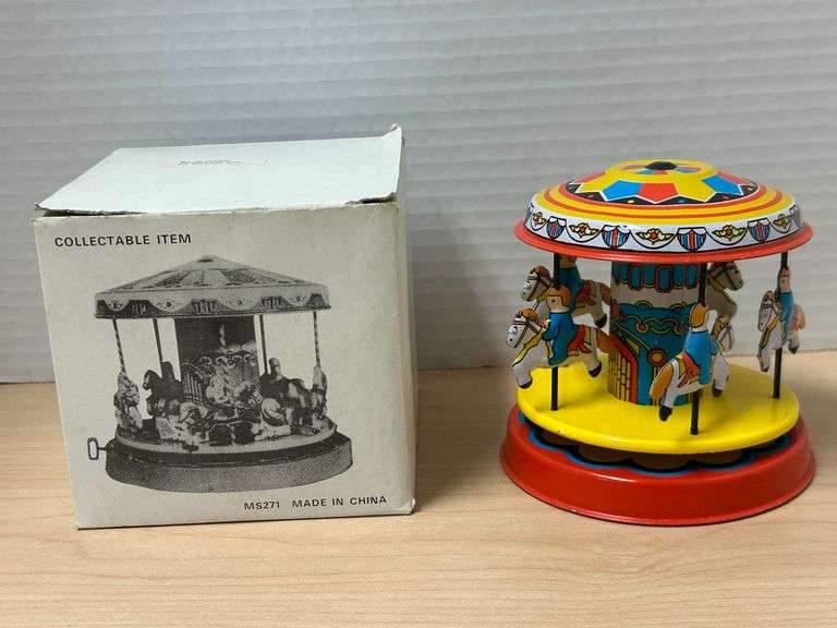 Carousel Tin Toy - Auction Ohio