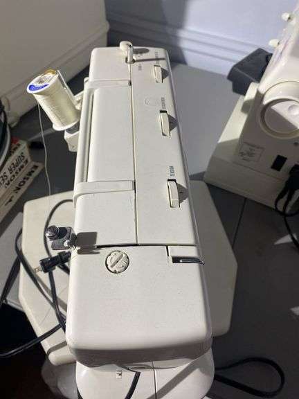 Euro - Pro Stitch Art sewing machine Model 7545 - Auction Ohio