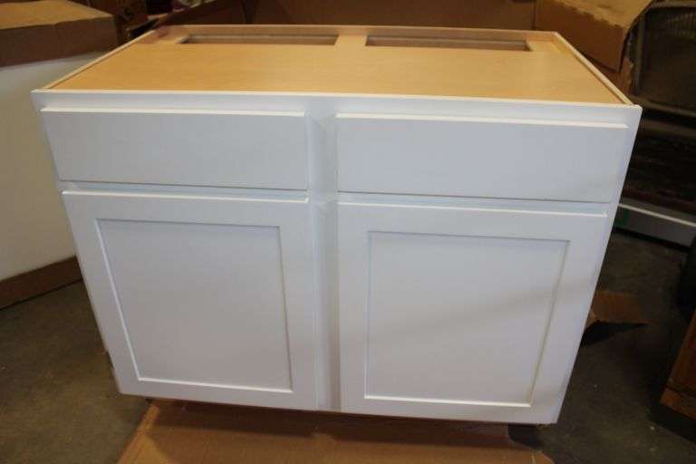 New 42" Kitchen Base Cabinet - Auction Ohio