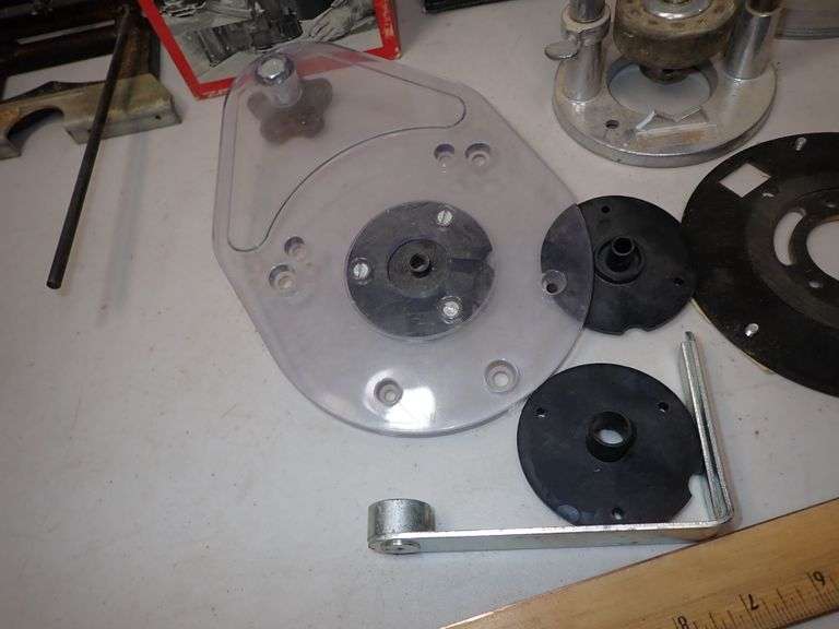 Router Accessories LOT - Auction Ohio