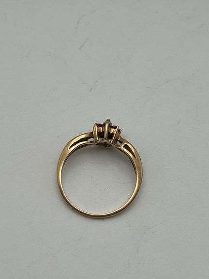 10K Gold Ring - Auction Ohio