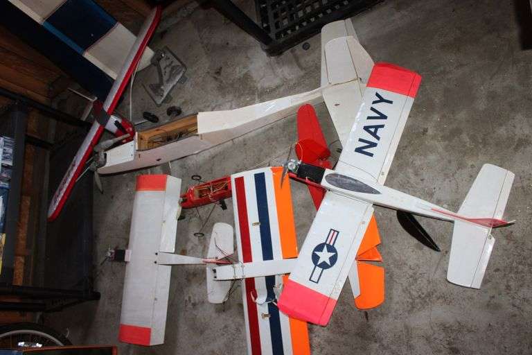 Model Airplanes - Auction Ohio