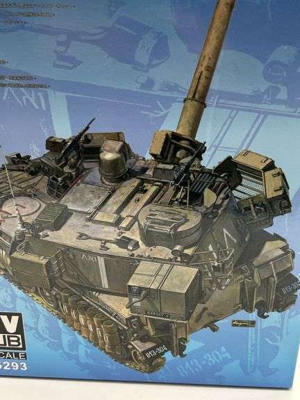 AFV Club 1/35 Scale IDF M109A2 Doher Self-Propelled Howitzer Model Kit ...
