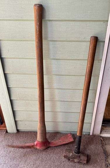 Vintage Pickaxe and Sledge Hammer - Auction Ohio