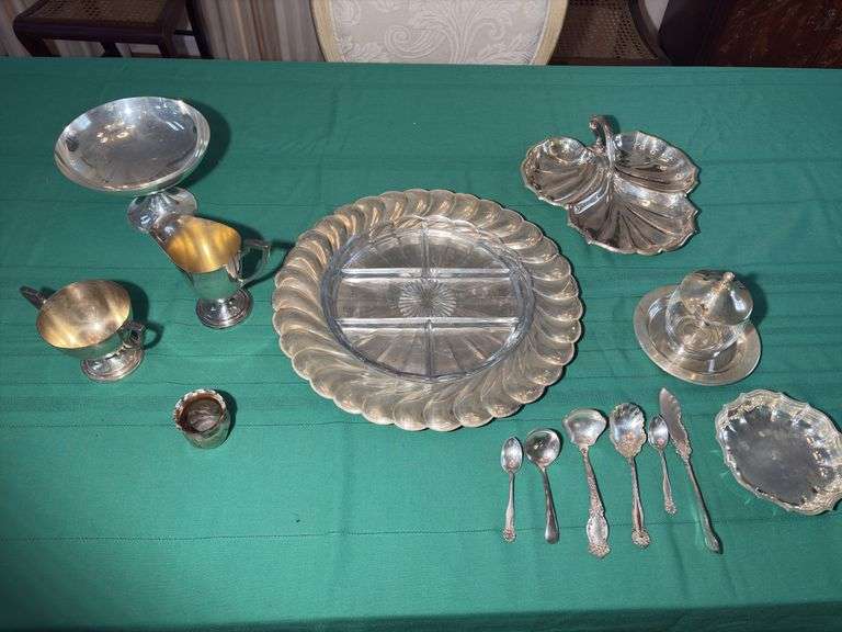 Silverplate Serving Pieces - Auction Ohio