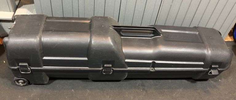 Golf Guard Hard Shell Rolling Case - Auction Ohio