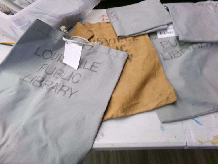 Library Bags & Felt Cutouts - Auction Ohio