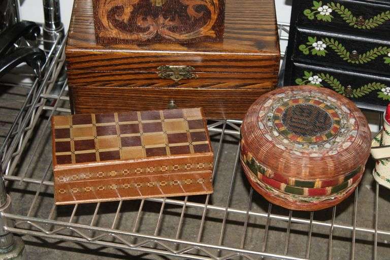Decorative Boxes - Auction Ohio