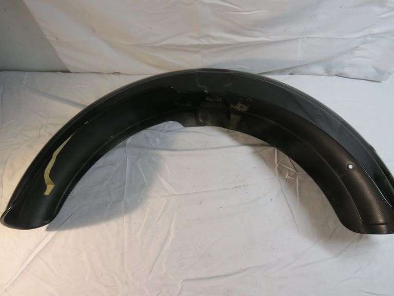 Very nice Police/Touring front fender with good condition rear fender ...