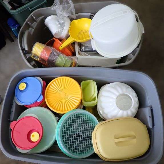 TWO LARGE TOTES FILLED WITH CLEAN TUPPERWARE - Auction Ohio