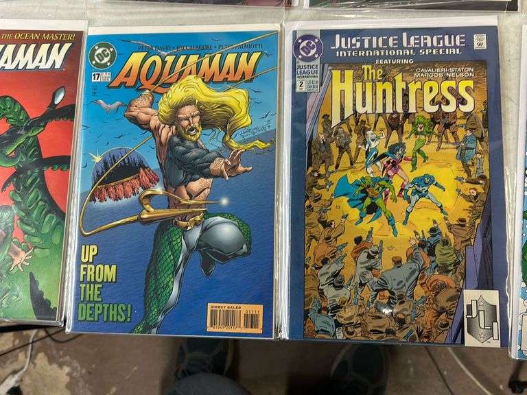 14 DC Comics - Auction Ohio