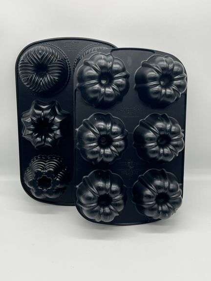 Nordic Ware Baking Pans - Auction Ohio