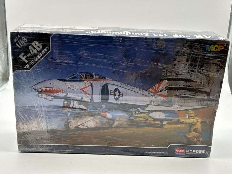 Academy 1/48 Scale F-4B “VF-111 Sundowners” Model Kit - Auction Ohio