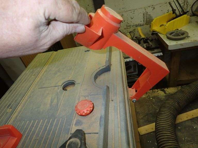 Hirsh Router & Sabre Saw Table - Auction Ohio