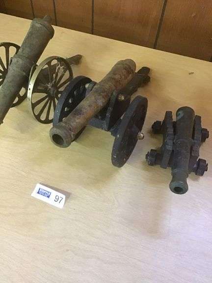 Cannons, Heavier - Auction Ohio