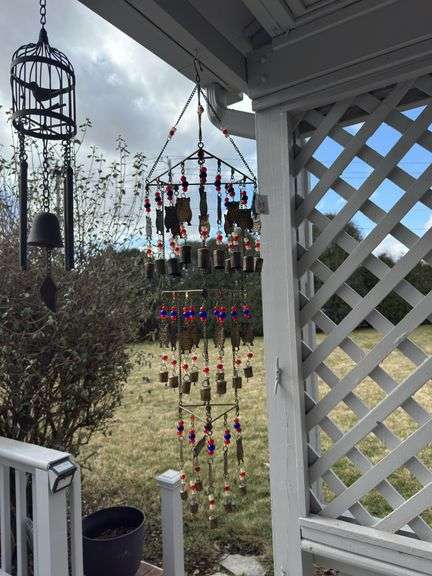 Wind chimes -5 - Auction Ohio