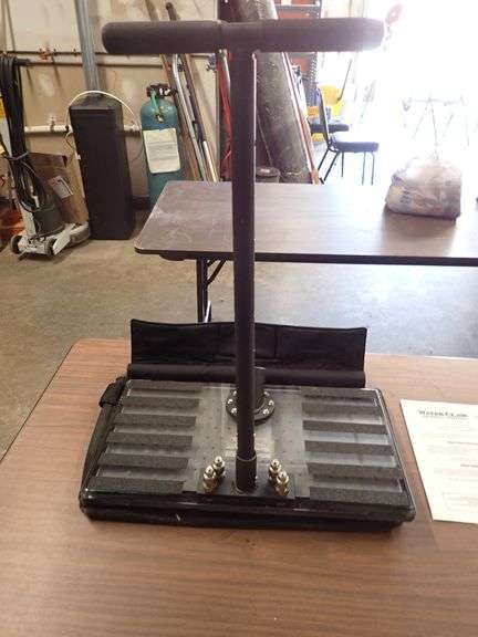 LARGE - WATER CLAW SUB-SURFACE SPOT LIFTER & FLOOD EXTRACTOR - Auction Ohio