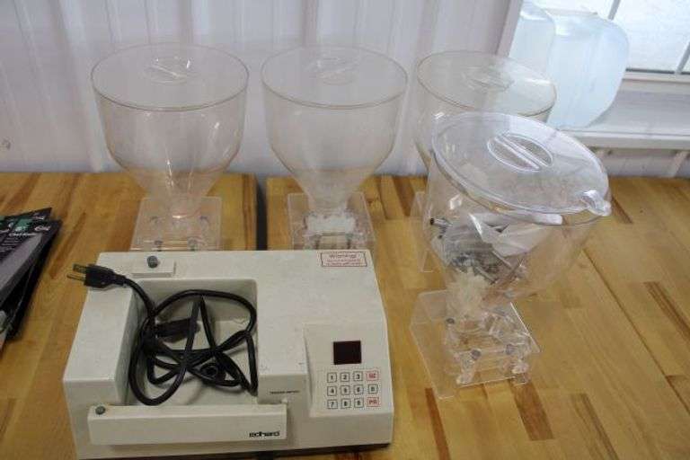 Edhard Commercial Dispenser/Doughnut Filler System - Auction Ohio