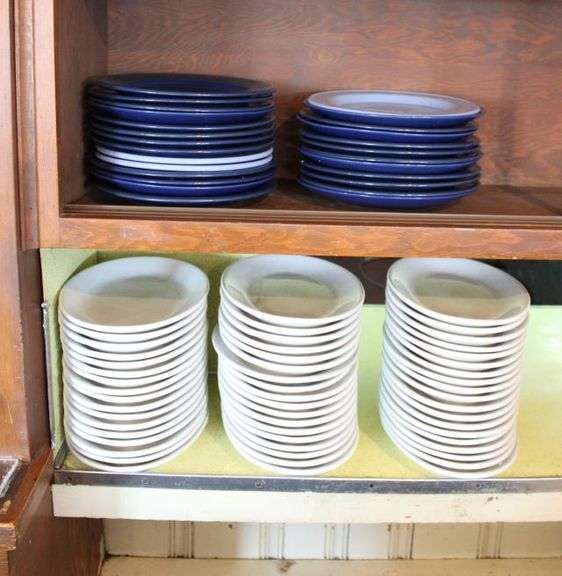 Assorted Dinner Plates and Oval Plates - Auction Ohio