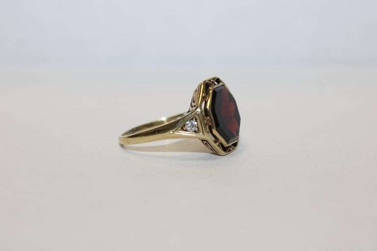 14K Gold, Garnet & Diamond Ring - Auction Ohio