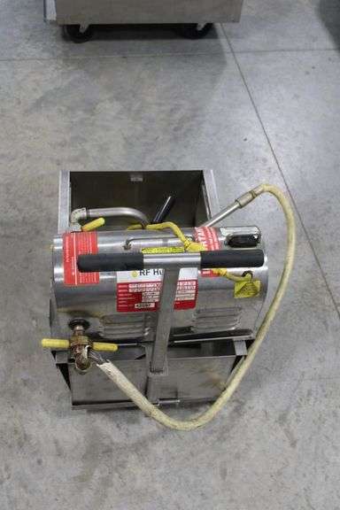 RF Hunter Pure Oil Filtration Machine - Auction Ohio