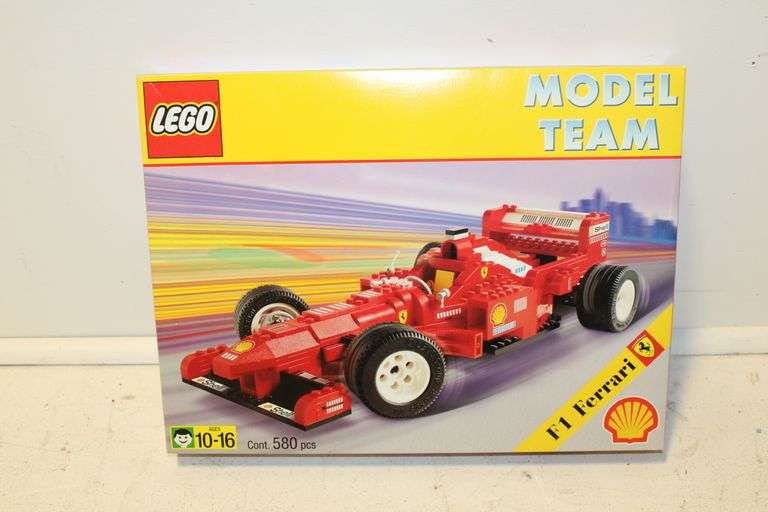 Lego F1 Ferrari Set - Auction Ohio