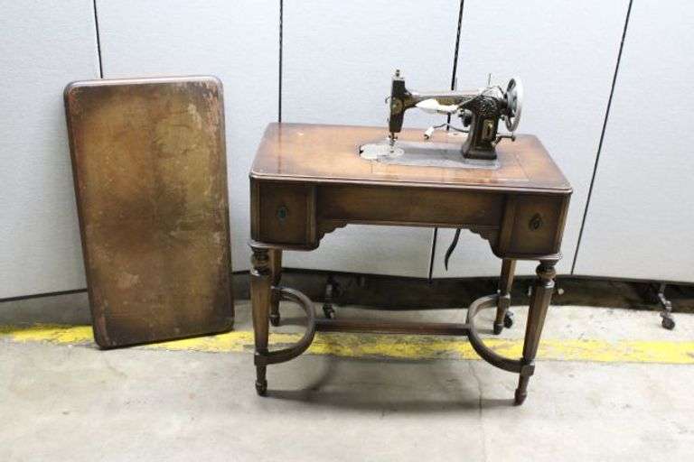 White Rotary Sewing Machine with Wooden Table and Accessories - Auction ...