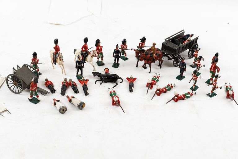 Collection of Lead Soldiers - Auction Ohio