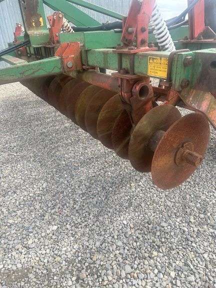Glencoe 9-Shank Disc Chisel (Pleasantville) - Auction Ohio