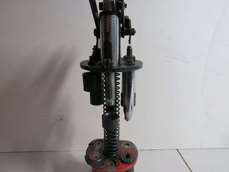 MEC Reloading Machine - Auction Ohio
