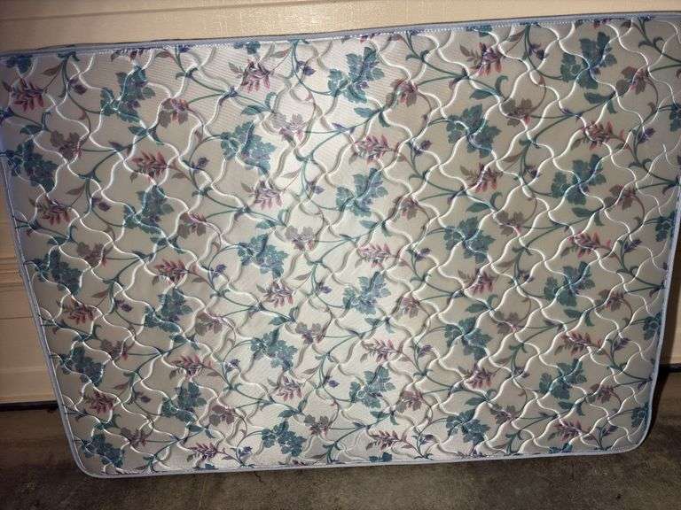 Full Size Bed on Hollywood Frame - Auction Ohio