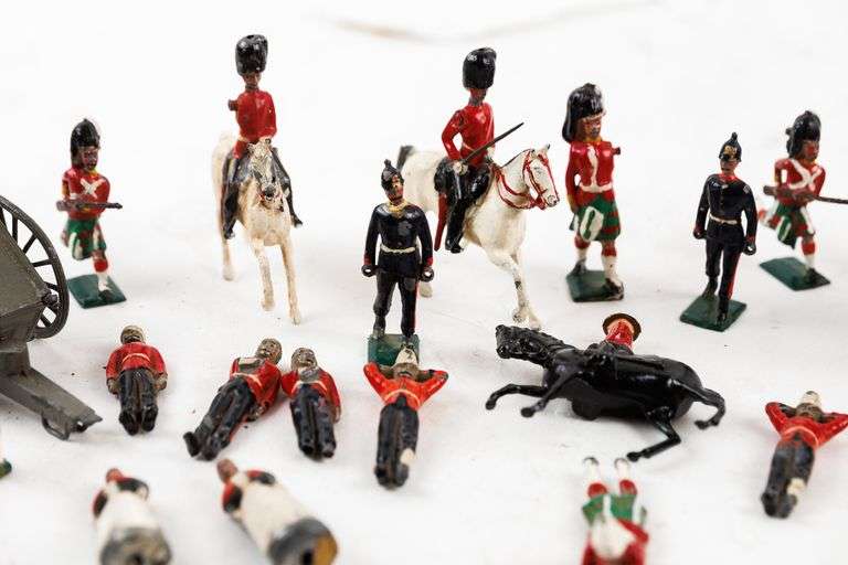 Collection of Lead Soldiers - Auction Ohio
