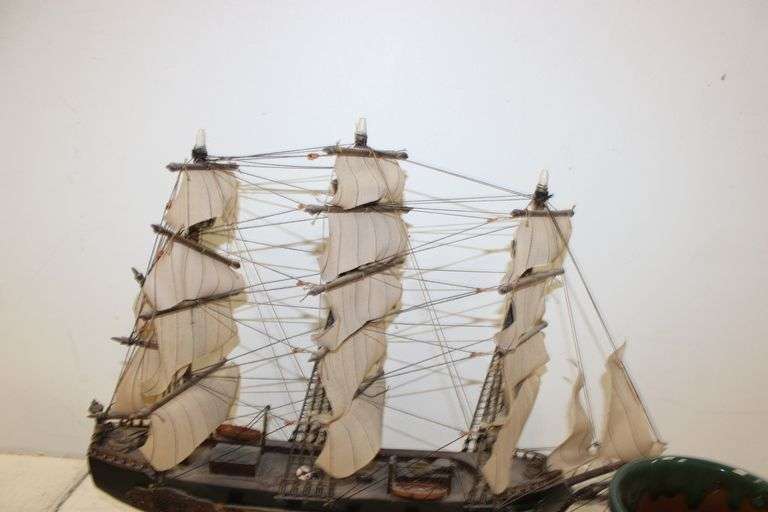 Vintage Model Ship - Auction Ohio