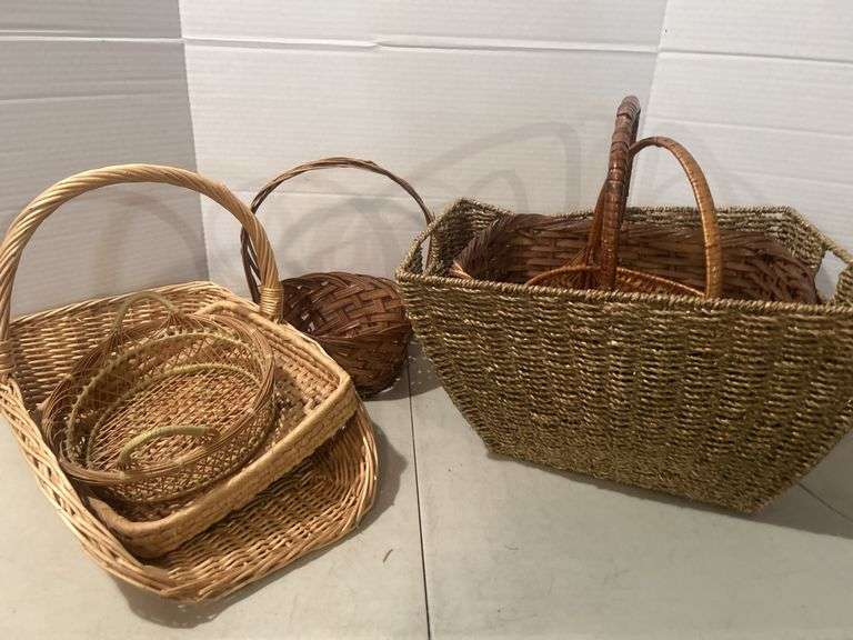 Baskets - Auction Ohio