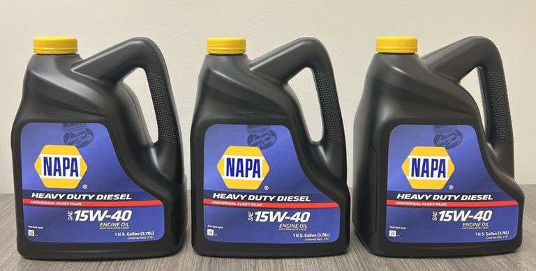 *NEW* Case of (3) One Gallon Jugs of NAPA Heavy Duty Diesel SAE 15W-40 Engine Oil - Auction Ohio