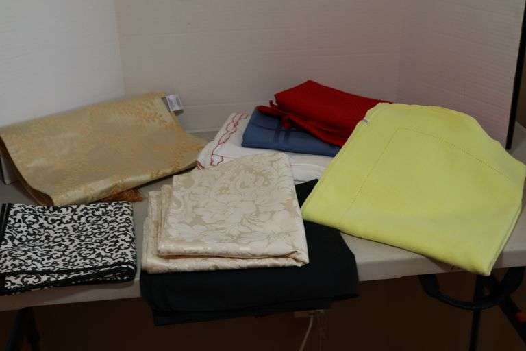 Table Linens - Auction Ohio