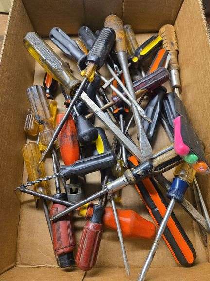 Assorted tools - Auction Ohio