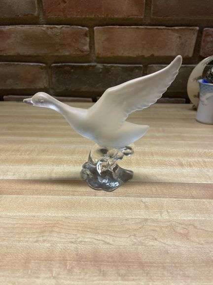 Swan Collection - Auction Ohio