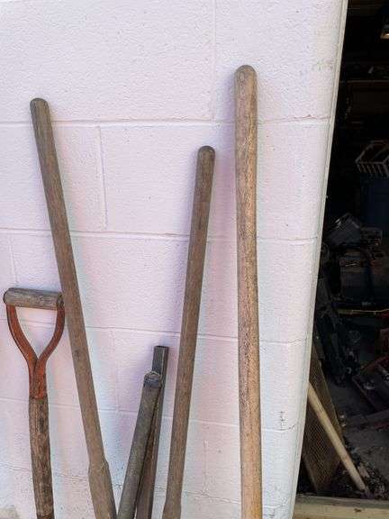Long Handled tools - Auction Ohio