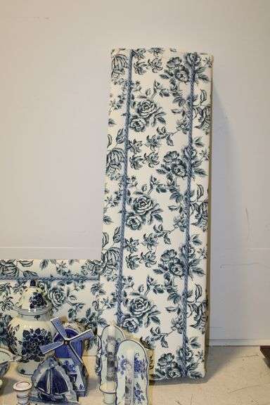 Misc. Blue & White Porcelain - Auction Ohio