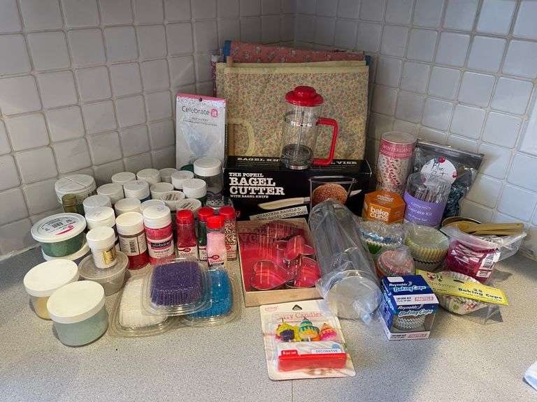 Baking Accessories - Auction Ohio