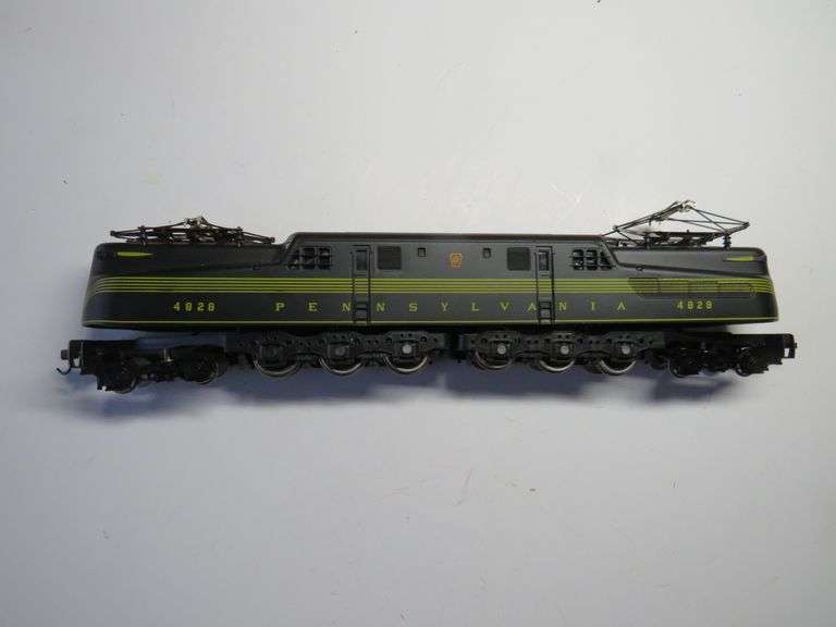 HO Train Engines - Auction Ohio