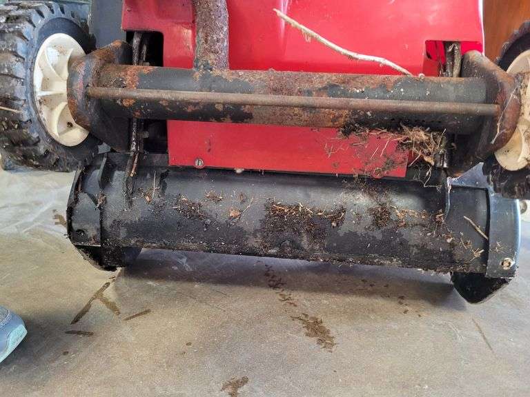 Toro S-200 Electric Start Snow Blower - Auction Ohio