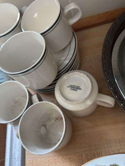 Misc kitchen - Auction Ohio