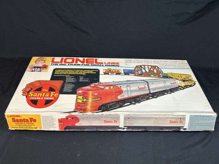 Lionel Sante Fe Double Diesel Train Set - Auction Ohio