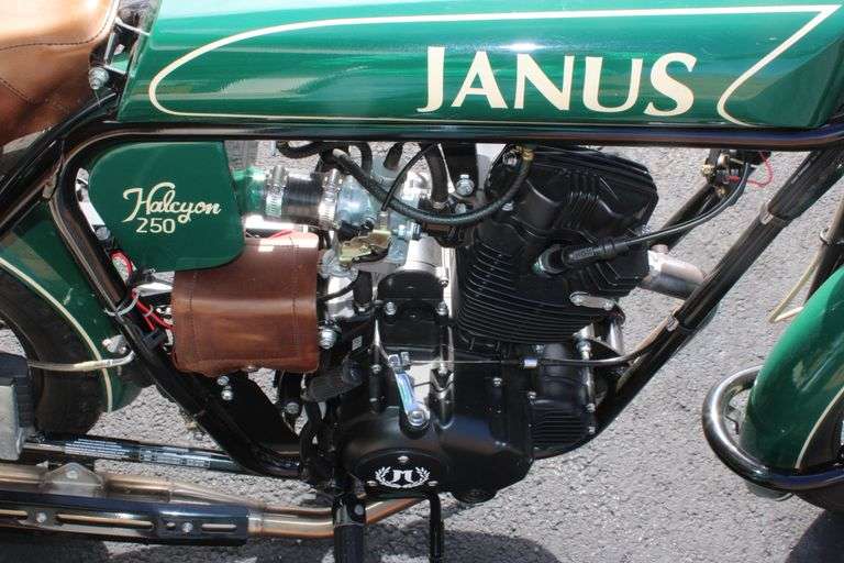 Fabulous 2018 Janus Halcyon 250 JM-147 Motorcycle - Auction Ohio