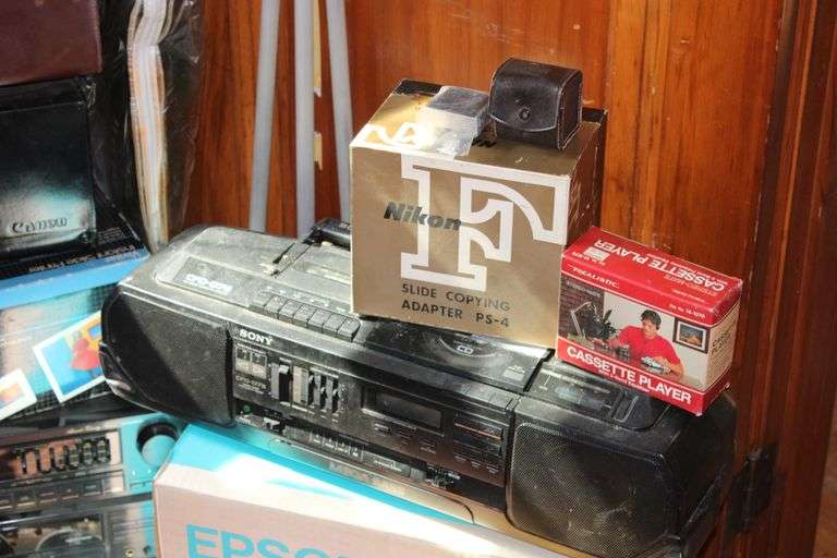 Cameras & Electronics - Auction Ohio